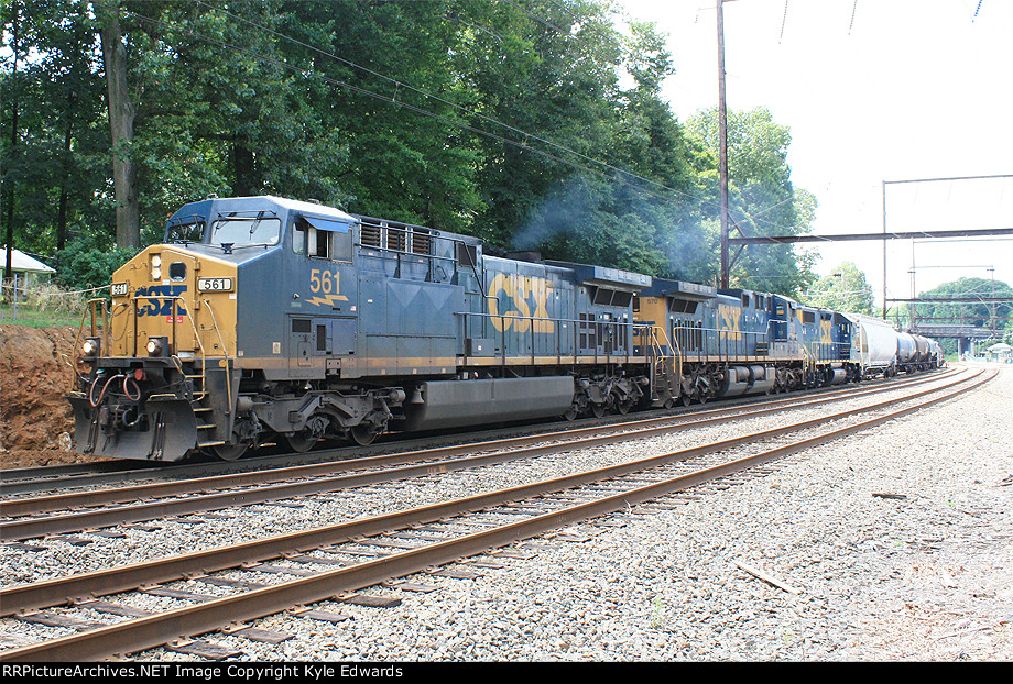 CSX AC4400CW #561 on Q418-21